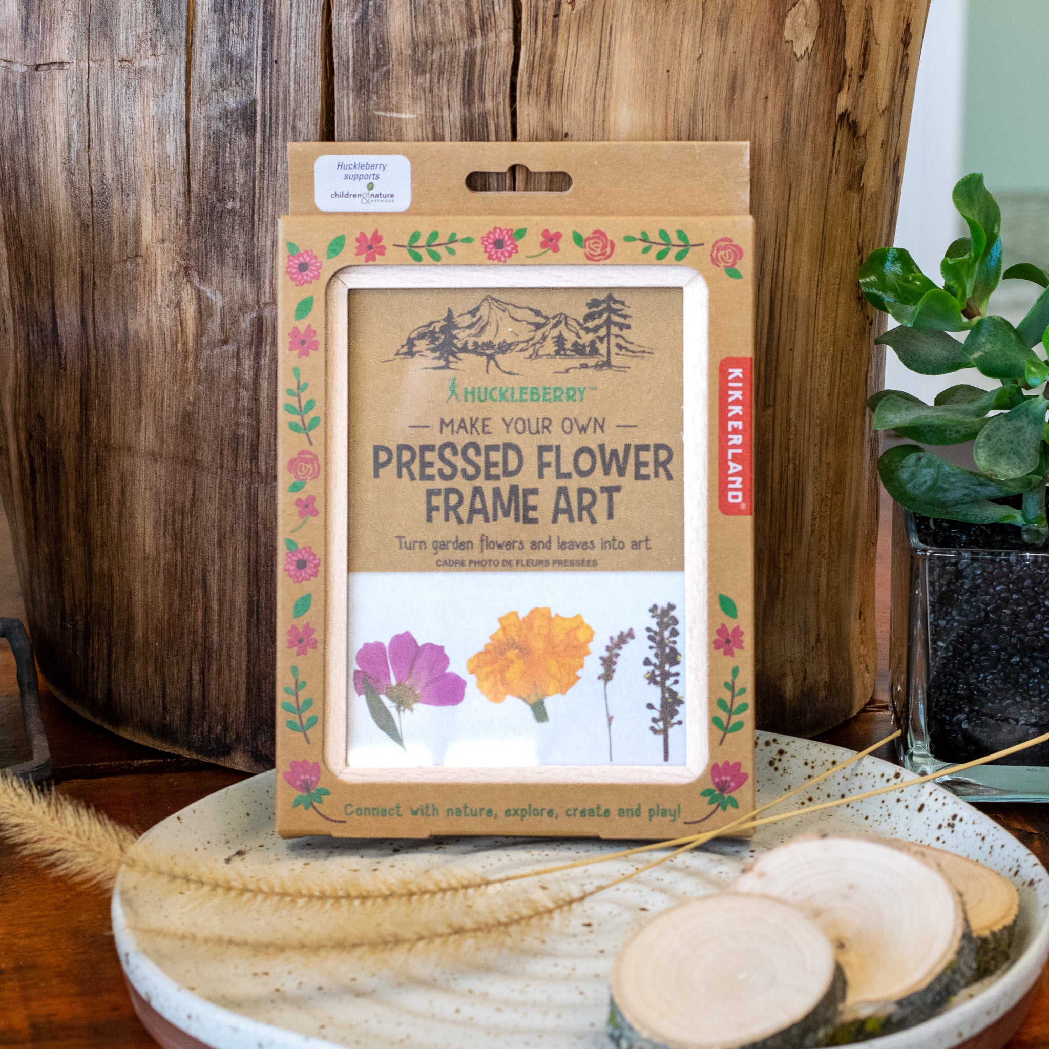 Make Your Own Pressed Flower Frame – September Charm Flowers